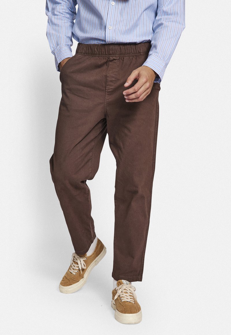 Redefined Rebel ARIAN - Tracksuit bottoms - chocolate brown/brown ...