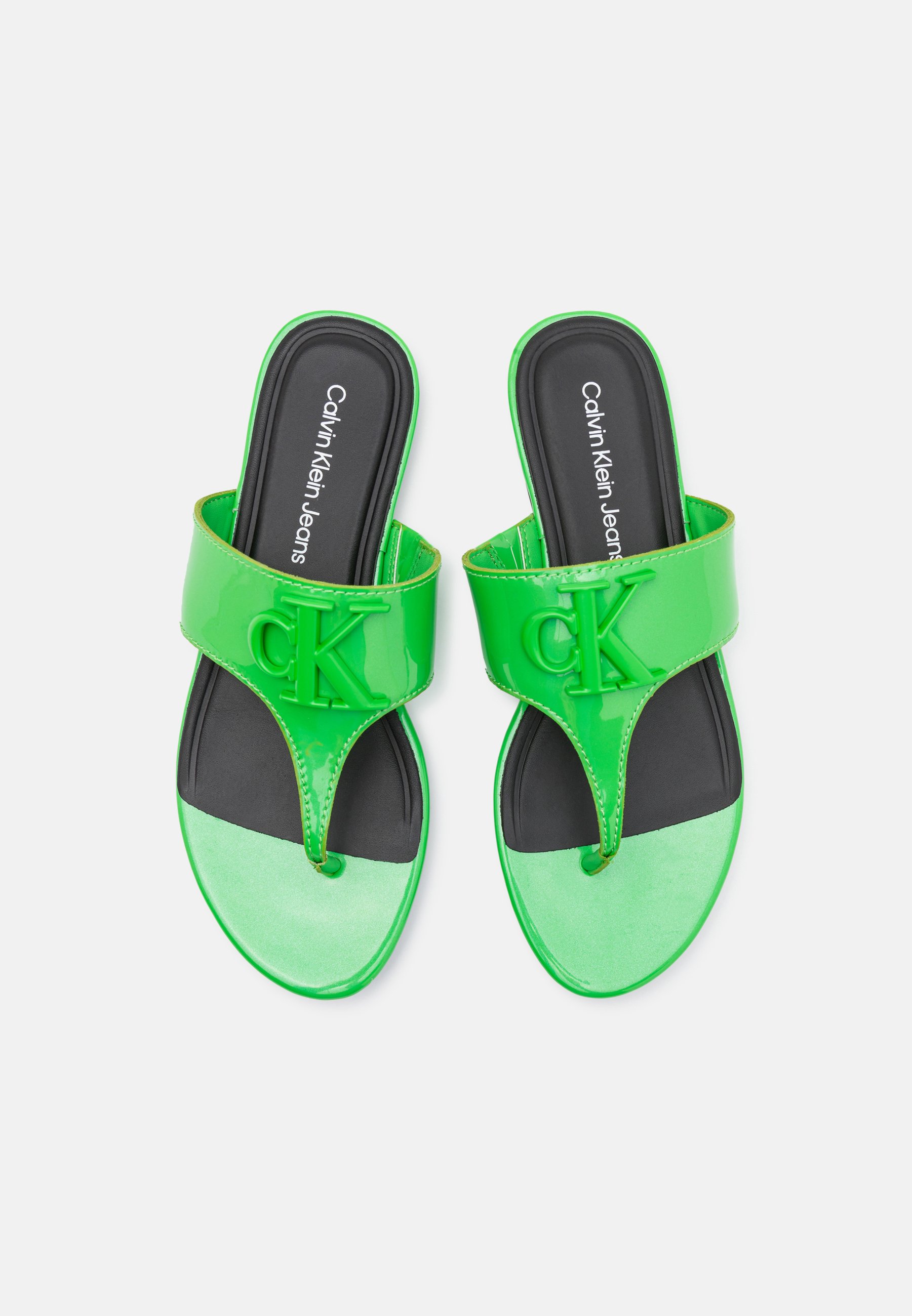 Calvin Klein Jeans FLAT SLIDE TOEPOST T bar sandals classic green green Zalando