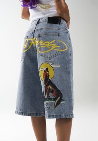 Ed Hardy BORN WILD - Shorts di jeans - bleach/denim délavé - Zalando.it