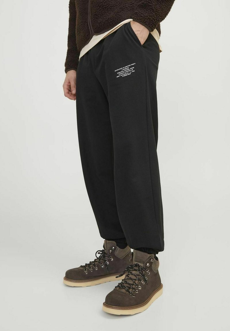 Jack & Jones BILL RILEY - Jogginghose - black/schwarz - Zalando.ch