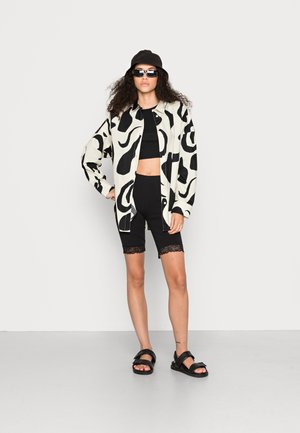 Cream MATILDA BIKER - Shorts - pitch black/schwarz - Zalando.de