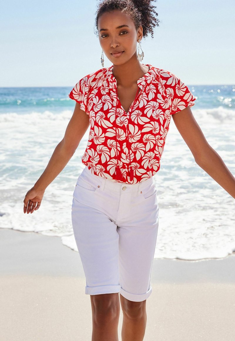 Next CAPPED SLEEVE TOP WITH LINEN - Blúz - red/white shell print/piros ...