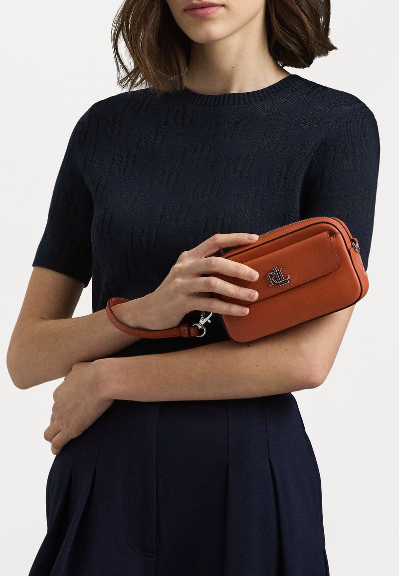Lauren Ralph Lauren LEATHER SMALL MARCY CONVERTIBLE POUCH - Ülerinna ...