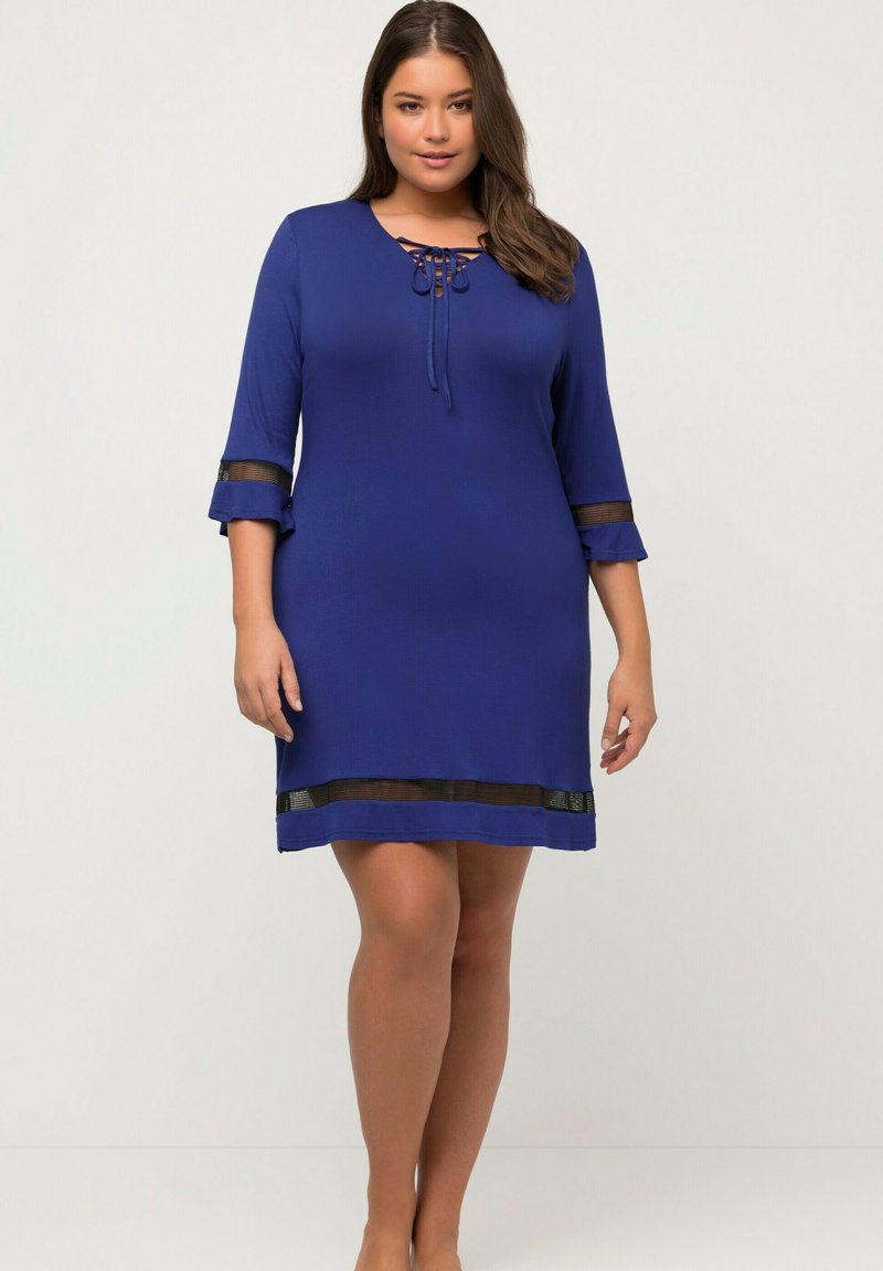 Ulla Popken V-AUSSCHNITT 3/4-ARM - Robe en jersey - bleu violet/bleu ...