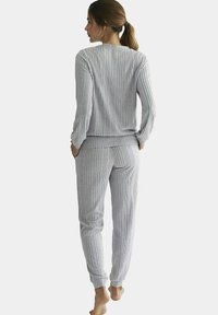 Selmark INTÉRIEUR HAUT BASICA SET - Pyjama - gris clair - ZALANDO.FR