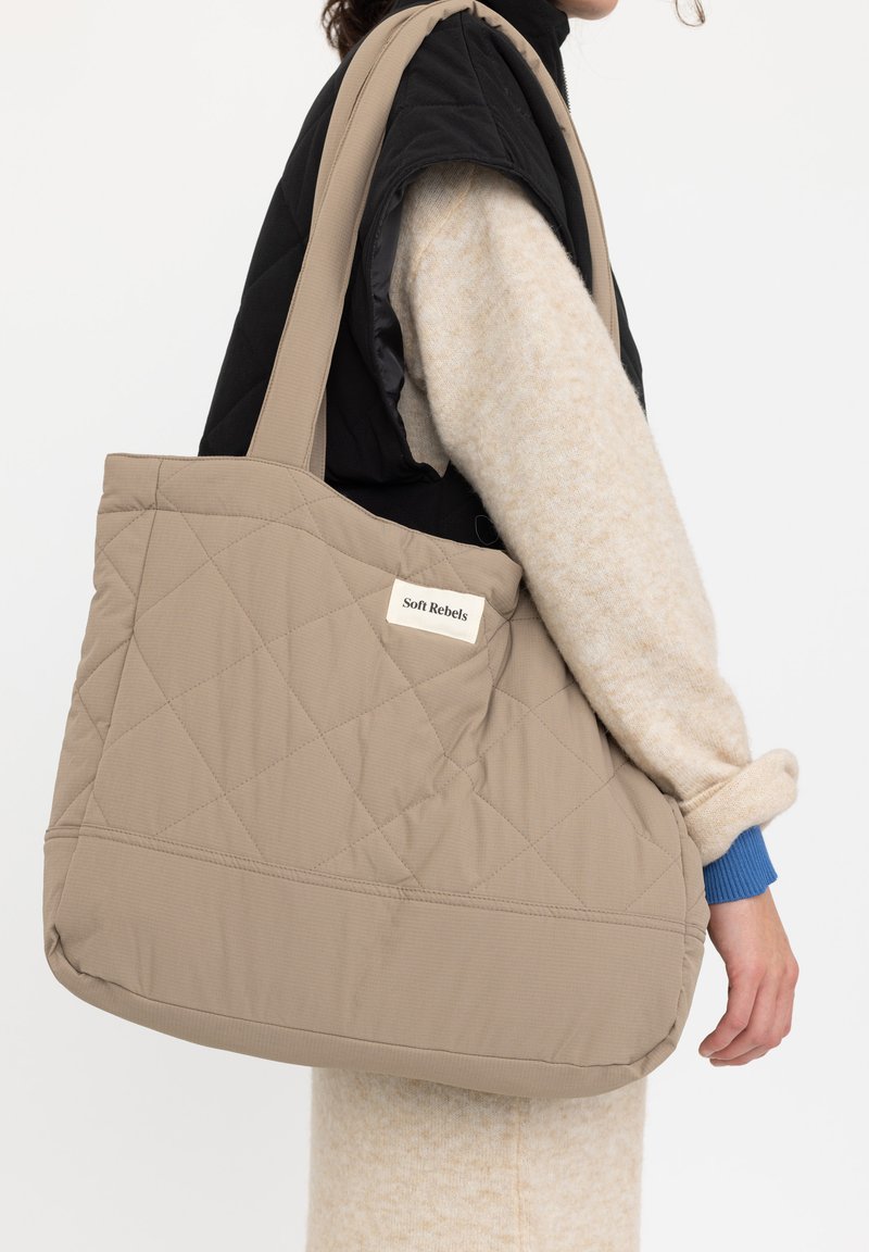 Soft Rebels SRSTEPHANIE - Shopping Bag - sandshell/sand - Zalando.at