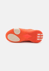 adidas Performance HARDEN VOLUME 7 - Basketballschuh - impact orange ...