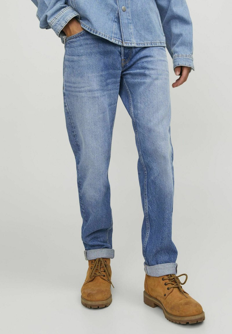 Jack & Jones COMFORT MIKE COLE - Jean droit - blue denim/denim bleu ...