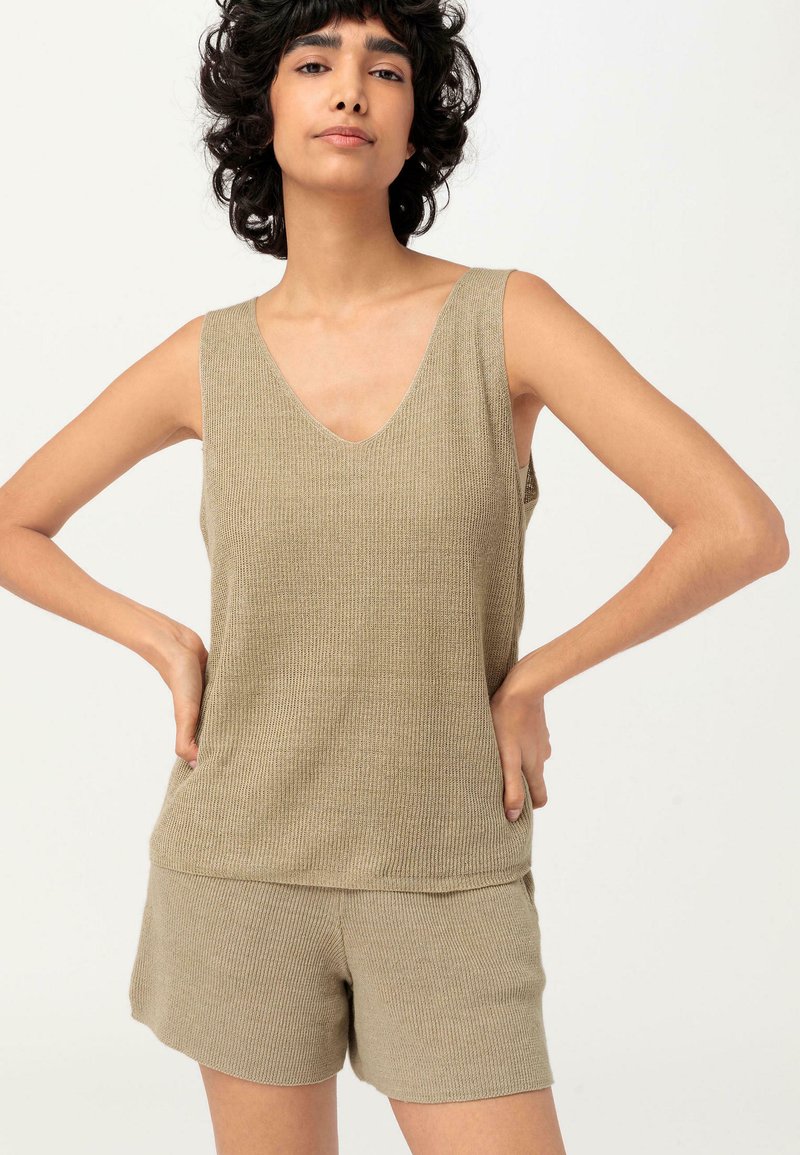 hessnatur Basic T-shirt - sandbeige/beige - Zalando