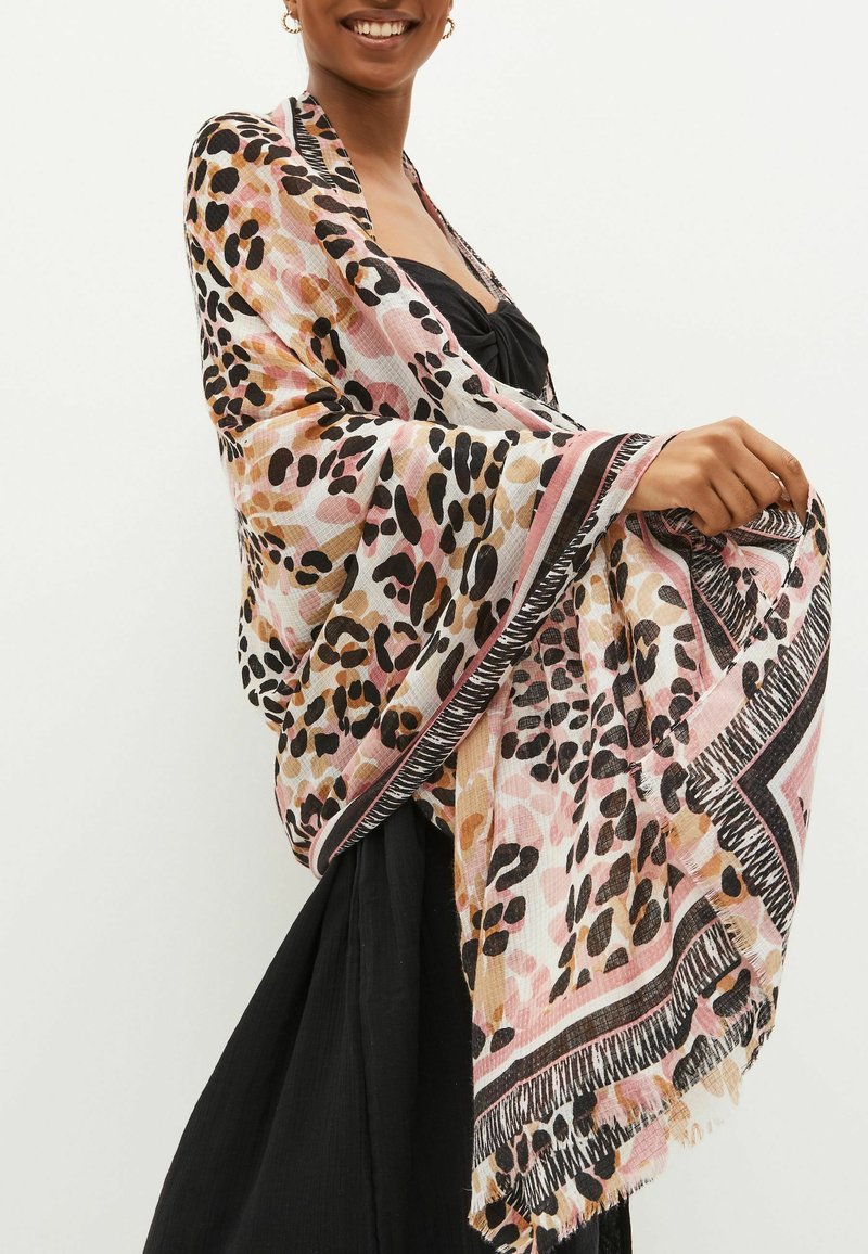 Next ANIMAL PRINT LIGHTWEIGHT SCARF - Halsduk - pink cream/ljusrosa ...