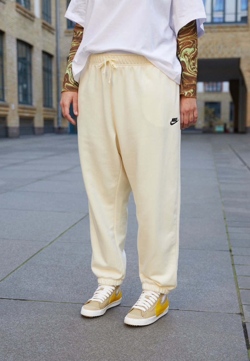 Nike Sportswear W Nsw Club Flc Pant Os Plus Jogginghose Coconut