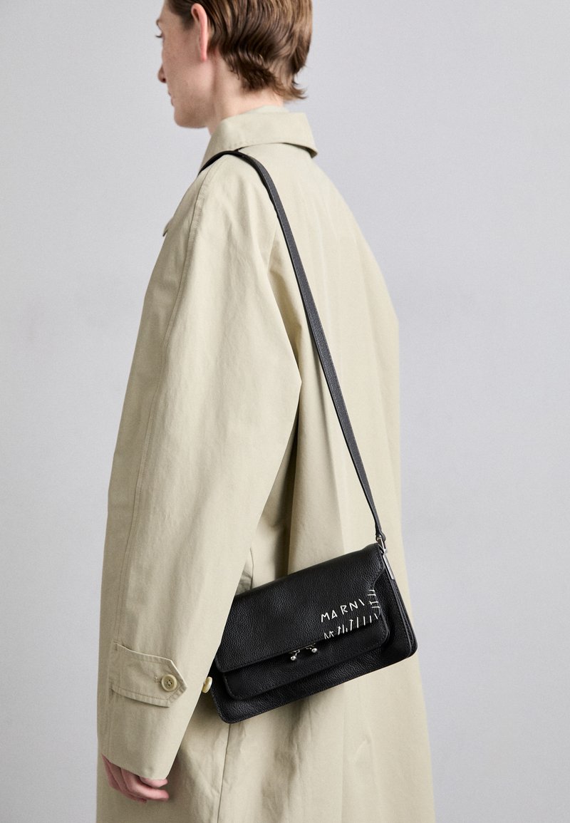Marni TRUNK SOFT - Across body bag - black - Zalando