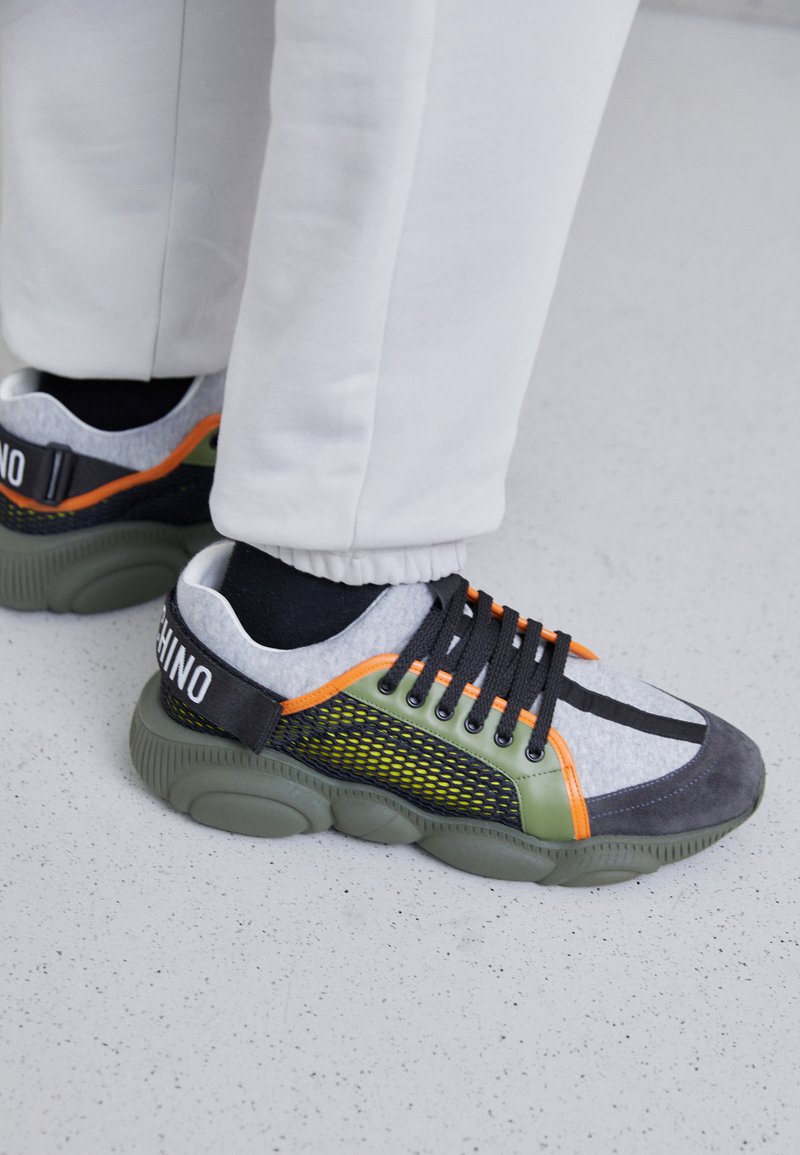 MOSCHINO TEDDY SHOES - Sneaker low - fantasy color/schwarz - Zalando.de