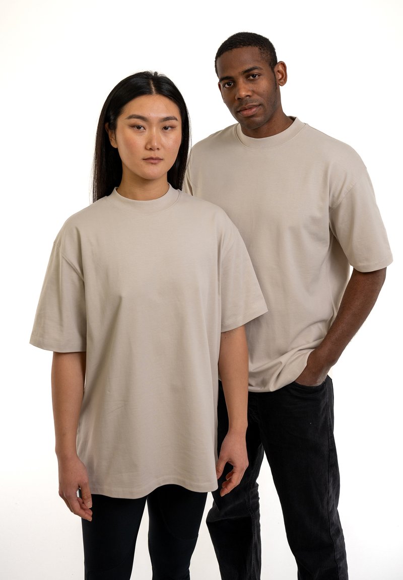Johnny Urban SAMMY OVERSIZE - Basic T-shirt - sand/beige - Zalando.de