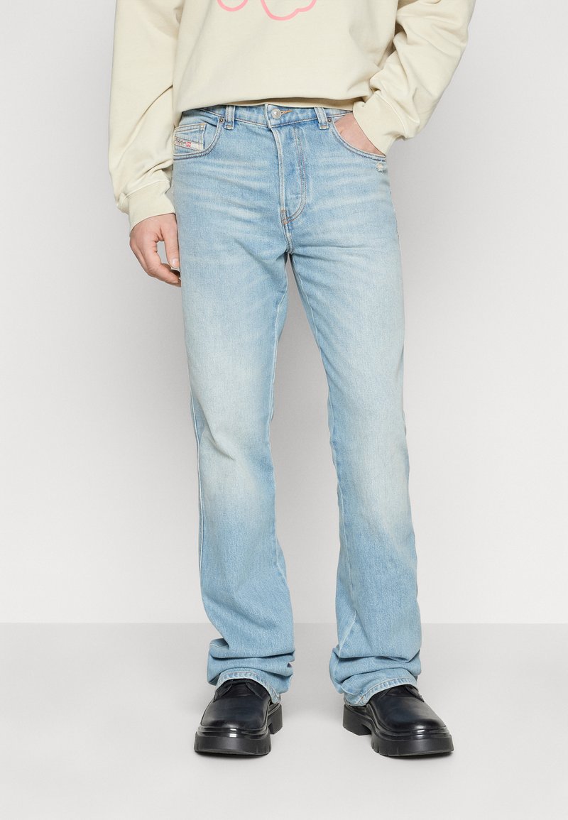 Diesel BUCK - Bootcut jeans - light blue - Zalando.ie