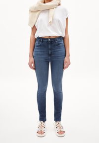 ARMEDANGELS Slim fit jeans - stone blue denim - (Pre-owned) - Zalando