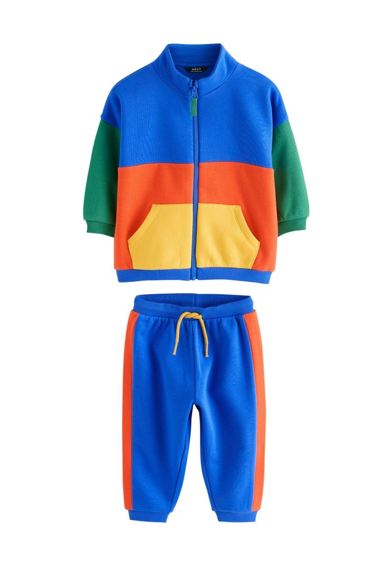 Next REGULAR FIT - NECK ZIP THROUGH AND JOGGERS SET - Trainingspak ...