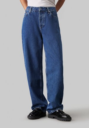 Calvin Klein Jeans HIGH RISE RELAXED - Jeans Relaxed Fit - denim medium ...