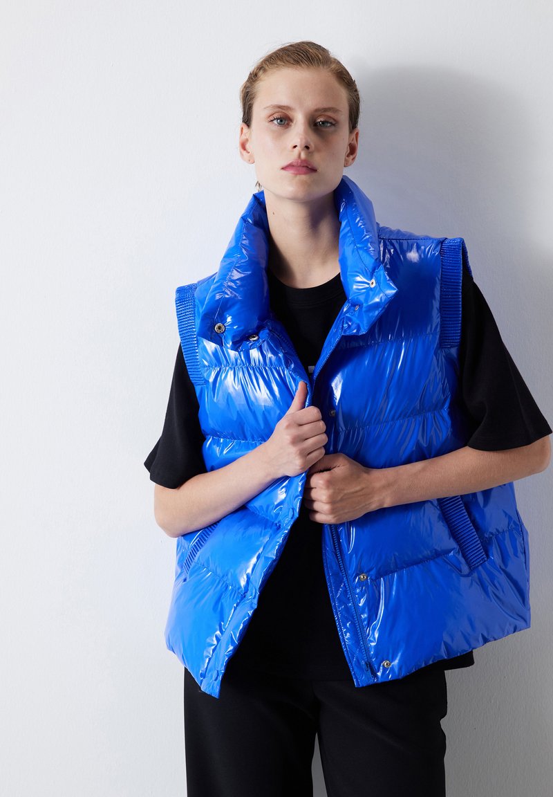 Ipekyol RELAXED FIT INFLATABLE - Veste sans manches - sax/bleu - ZALANDO.BE
