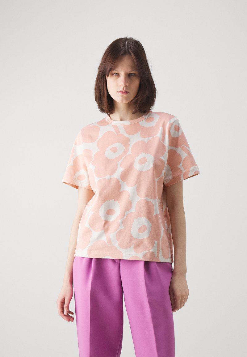 Marimekko ERNA PIENI UNIKKO - T-shirts print - light pink/off-white ...