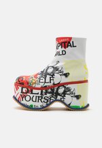 Vivienne Westwood SLADE - Platform ankle boots - white - Zalando.de