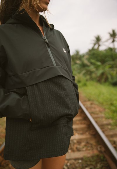 Tropicfeel NS40 - Impermeable - black/negro - Zalando.es