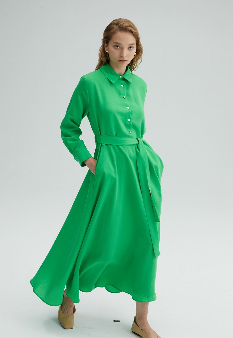Touché Privé BELTED - Robe longue - green/vert - ZALANDO.FR