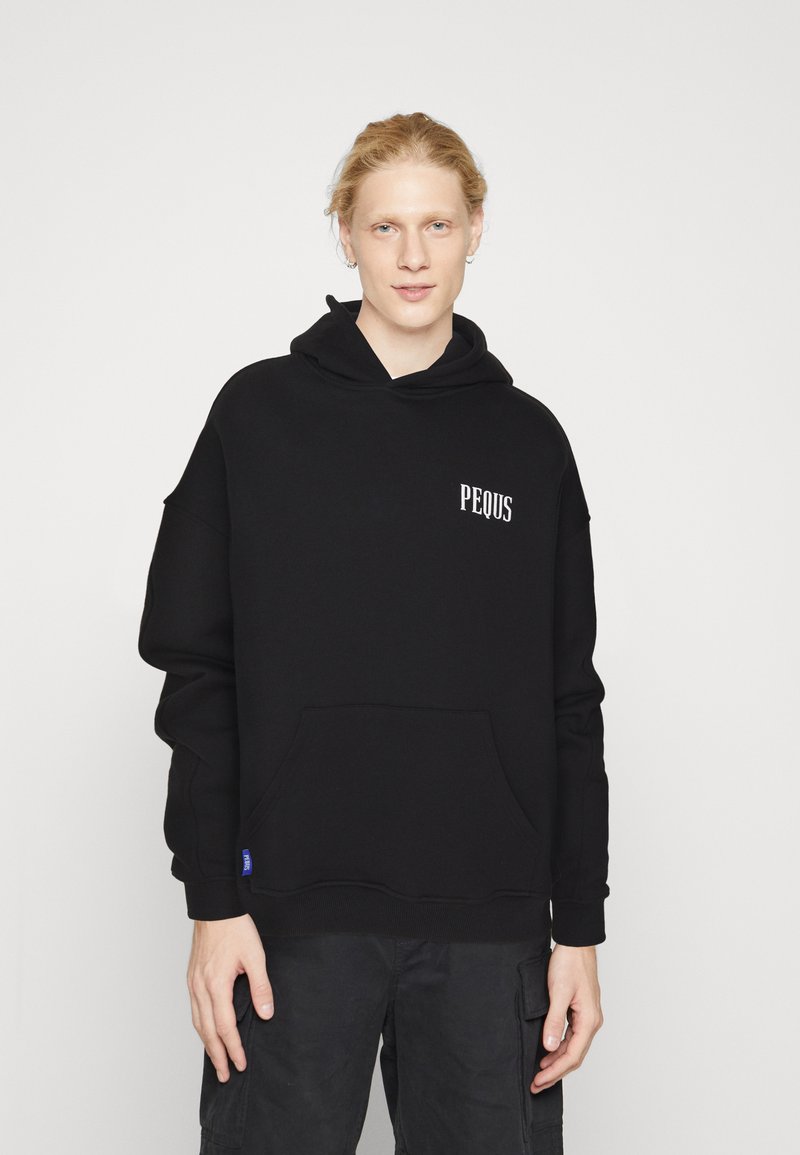 PEQUS ISLAND OF HEARTBREAKS CHROM HOODIE UNISEX - Sweater - black/zwart ...