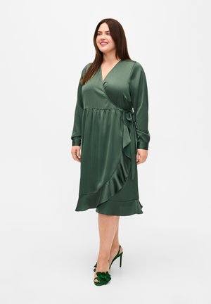 Mekot netistä | Upeat mekkotrendit Zalandolla - Sivu 2