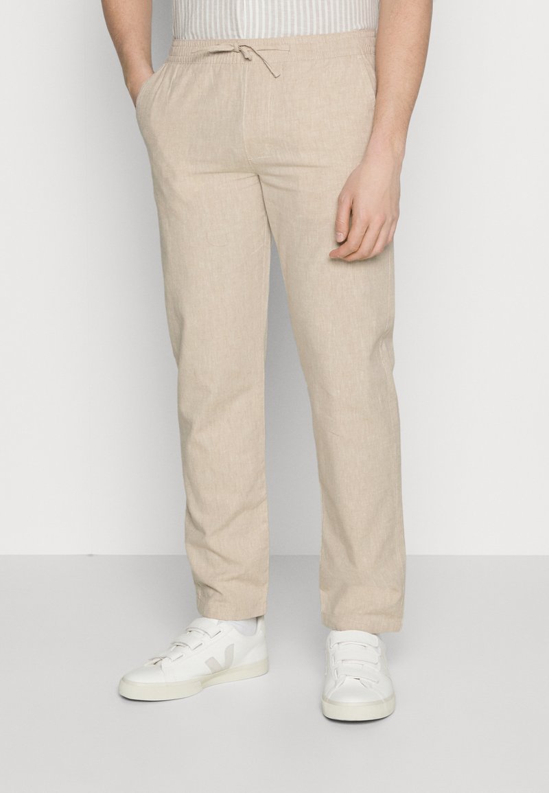 Selected Homme SLHSTRAIGHT-SILAS PANTS - Trousers - incense/beige ...