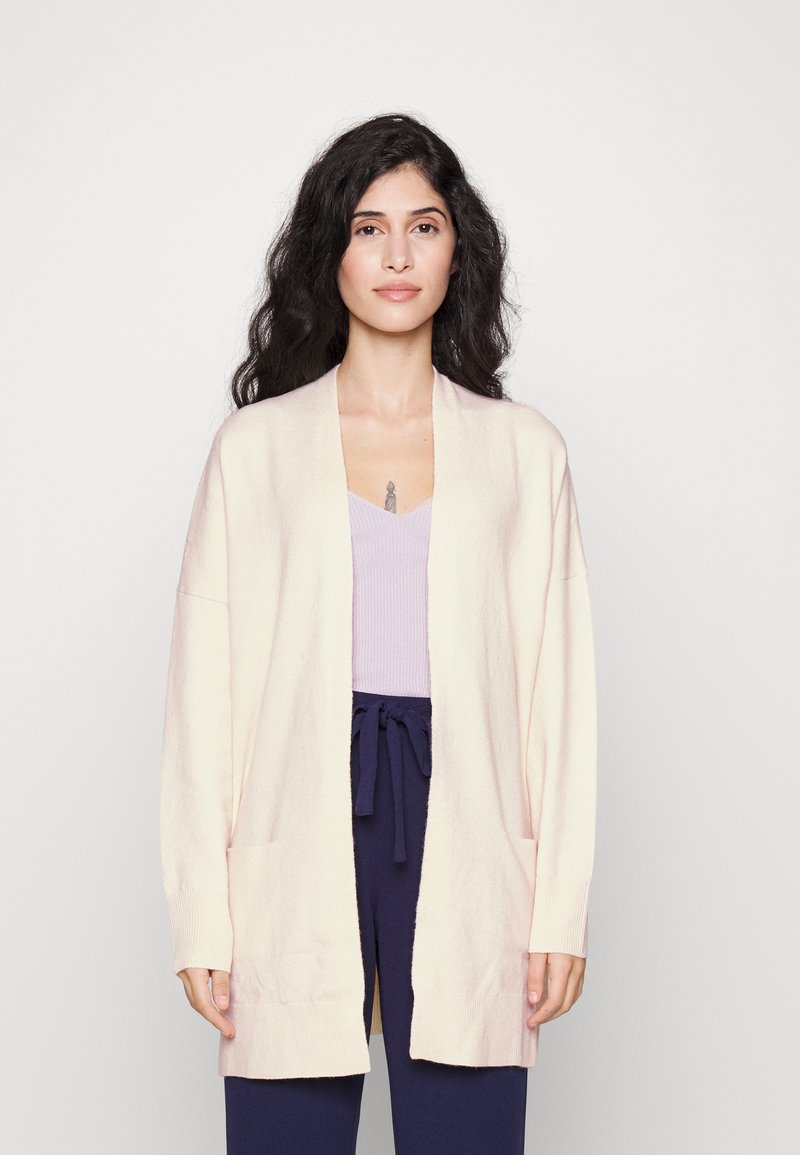 ICHI PETITE ALPA - Vest - sandshell/beige - Zalando.be