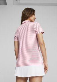 Puma MATTR SOMER - Polo - strawberry burst-white glow/rose - ZALANDO.FR