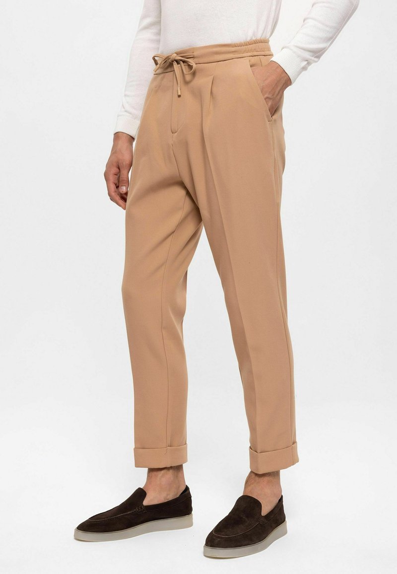 Lucy & Sam TAPERED - Stoffhose - tan - Zalando