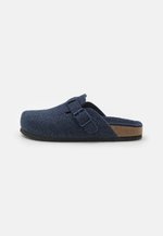 Pier One UNISEX - Tofflor & inneskor - dark blue/mörkblå - Zalando.se