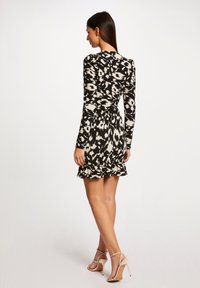 Morgan GATHERED FITTED WITH ABSTRACT PRINT - Robe fourreau - noir ...