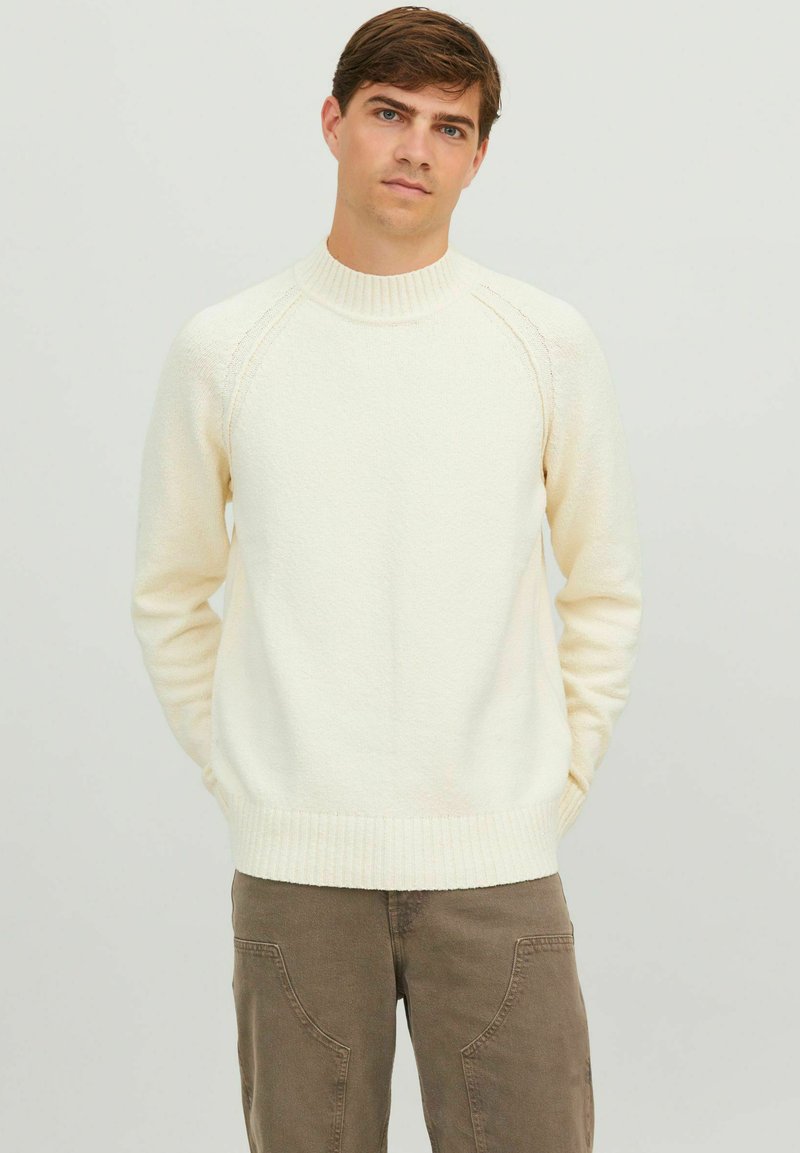 Jack & Jones PREMIUM MOCK NECK - Stickad tröja - white/vit - Zalando.se