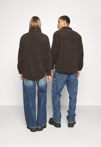 Edwin JOWEN OVERSHIRT UNISEX - Hemd - brown/braun - Zalando.de
