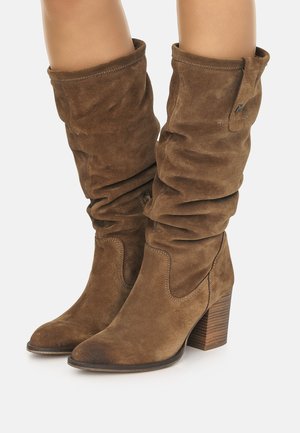 Botas cowboy de mujer | Botas camperas en Zalando