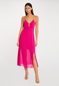 Morgan STRAPS WITH CHAINS - Robe de jour - rose - ZALANDO.FR