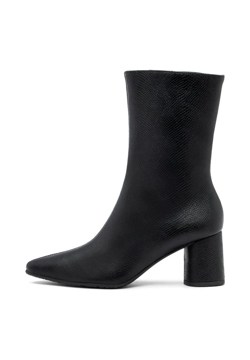 RYŁKO Classic ankle boots - schwarz/black - Zalando