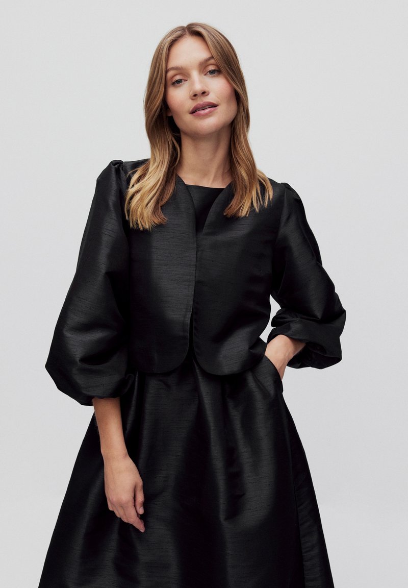 STOCKH LM JULIETTE SATIN BOLERO - Lichte jas - black/zwart - Zalando.be