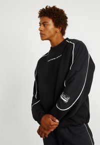 Vertere Berlin PIPING SWEATER - Sudadera - black/negro - Zalando.es