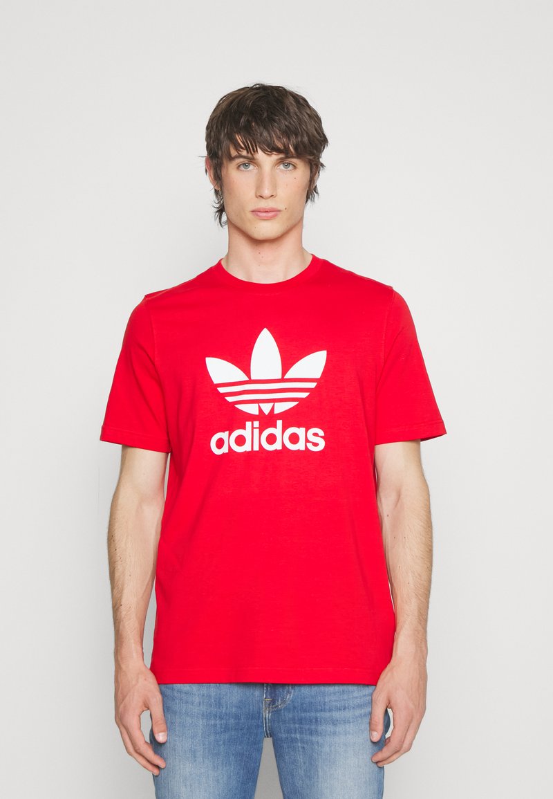 adidas Originals TREFOIL UNISEX - Print T-shirt - better scarlet/white ...