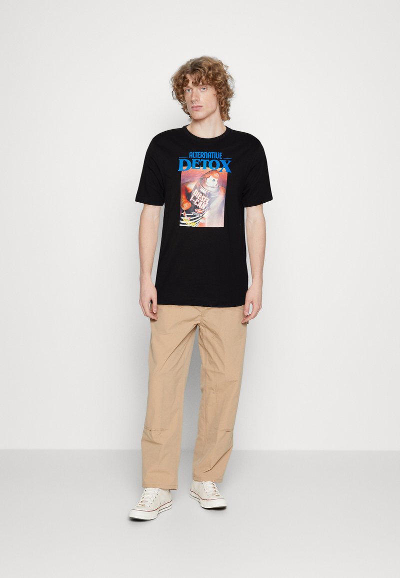 Diesel JUST UNISEX - T-Shirt print - black/schwarz - Zalando.de