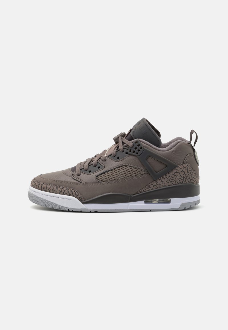 Jordan JORDAN SPIZIKE - Trainers - cave stone/rattan/anthracite/medium ...