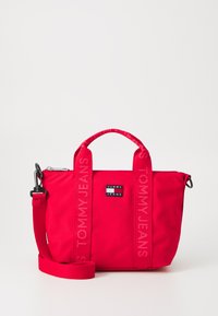 Tommy Jeans DAILY MINI TOTE - Kabelka - red/červená - Zalando.cz