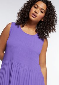 Fiorella Rubino CON PLISSÉ - Toppi - viola/violetti - Zalando.fi