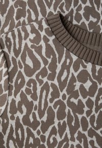 Street One LEO JACQUARD - Jumper - braun/light brown - Zalando