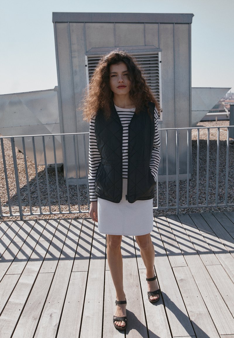 Panama Jack JULIA BASICS - Sandalias con plataforma - black/negro ...