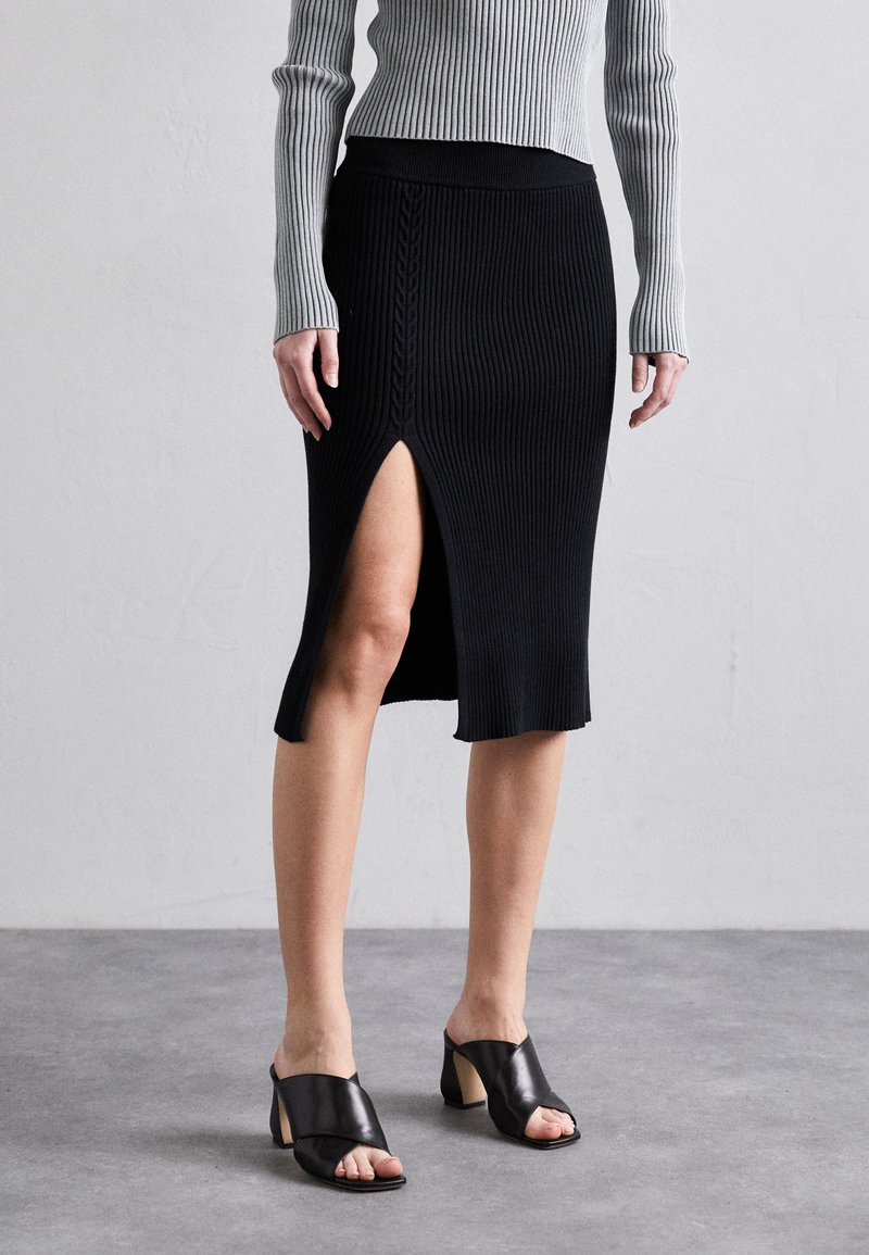 Filippa K ASYMMETRIC BRAID SKIRT - Gonna a tubino - black/nero - Zalando.it